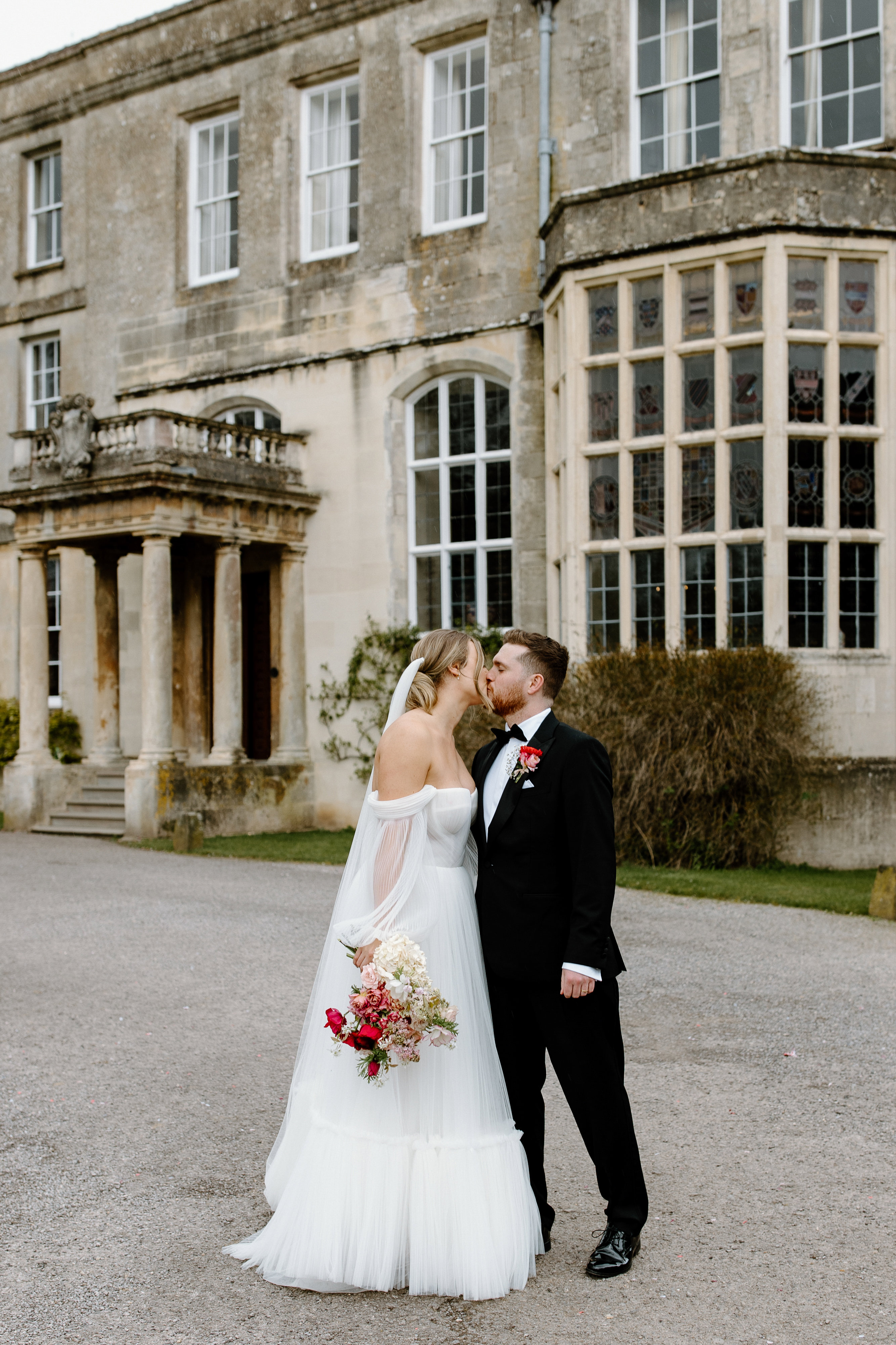 Bright Reds, Blushing Pinks & A Fabulous Celebration