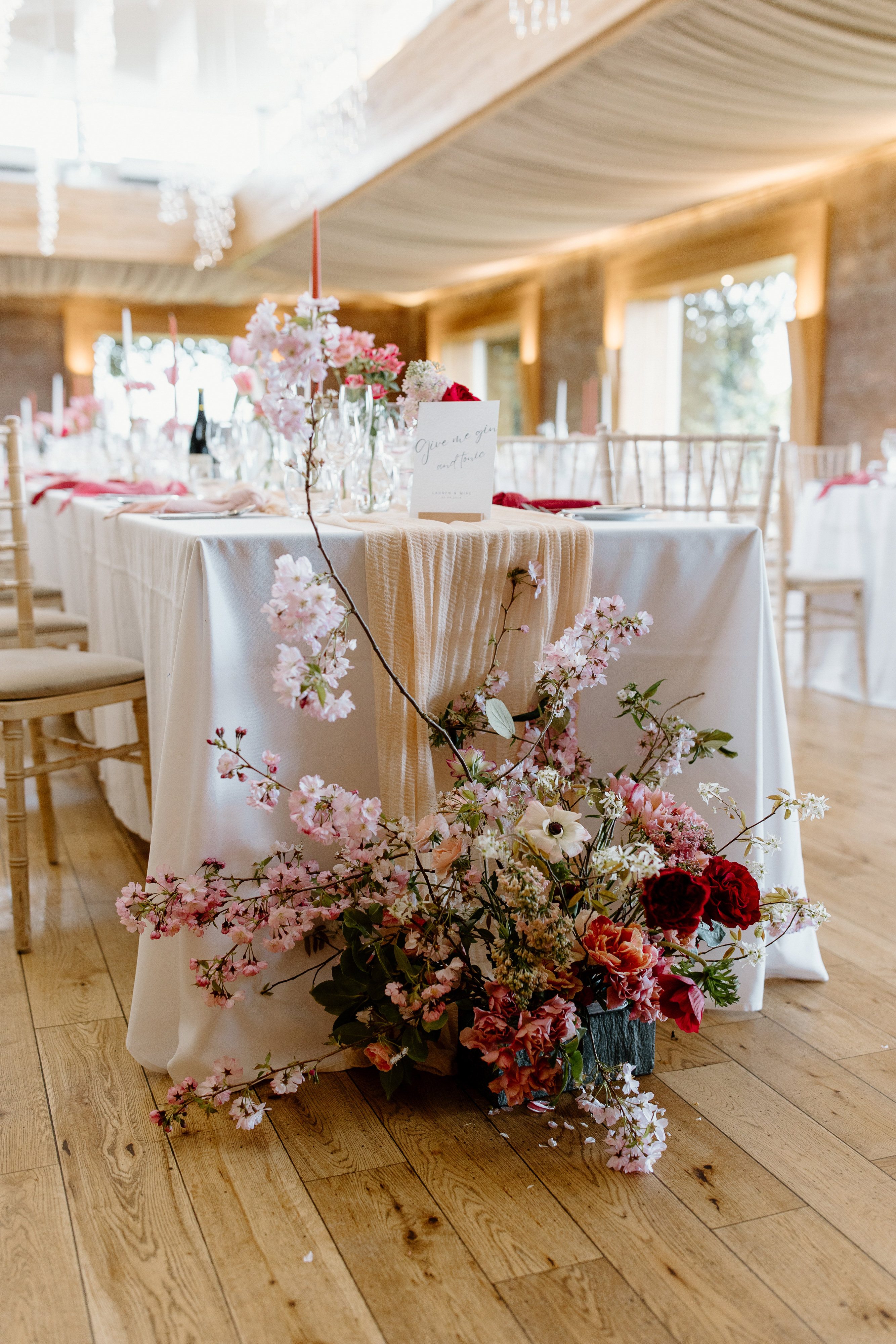 Bright Reds, Blushing Pinks & A Fabulous Celebration